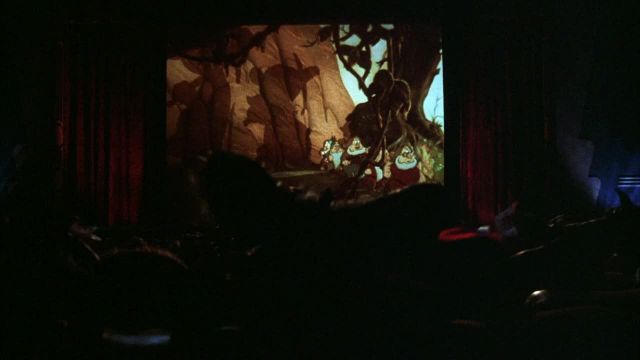 The film Snow White and the seven dwarves screened in Gremlins | Spotern