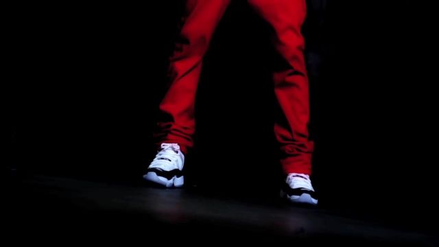 Shoes Nike Air Jordan 11 Retro "Concord" in the clip Mr. Popular de ...