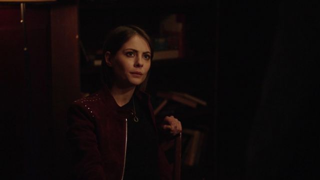 The jacket Theory leather suede Thea Queen (Willa Holland) on Arrow ...
