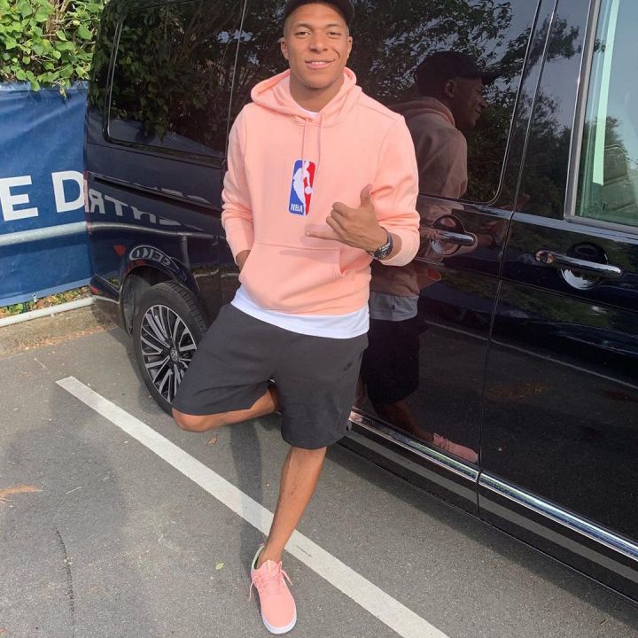 Kylian Mbappé: Clothes, Outfits, Brands, Style and Looks | Spotern