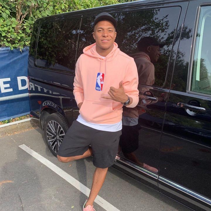 Kylian Mbappé: Clothes, Outfits, Brands, Style and Looks | Spotern