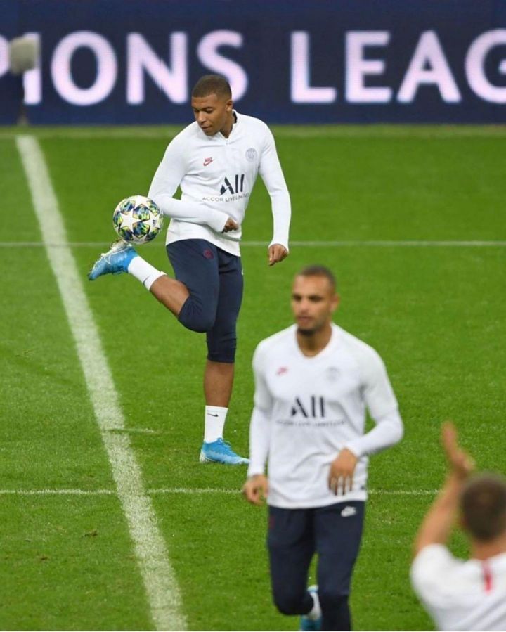 Kylian Mbappé: Clothes, Outfits, Brands, Style and Looks | Spotern