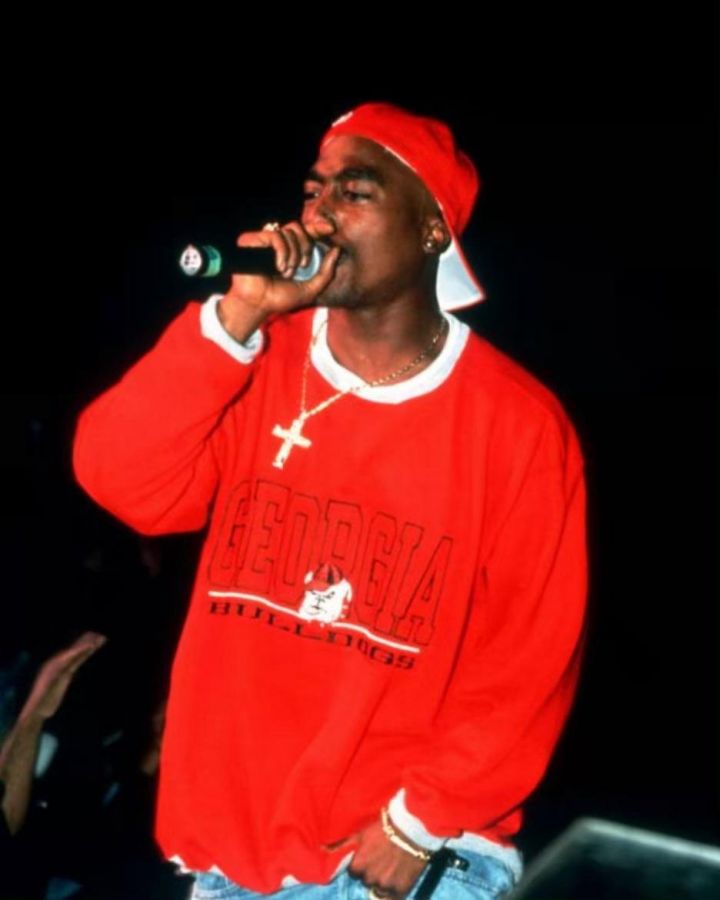 Instagram 2pac._x: Clothes, Outfits, Brands, Style and Looks | Spotern