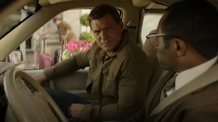Jack Reacher (played by Alan Ritchson) outfits on Reacher