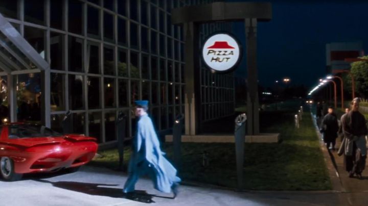 Demolition Man: Clothes, Outfits, Brands, Style and Looks | Spotern