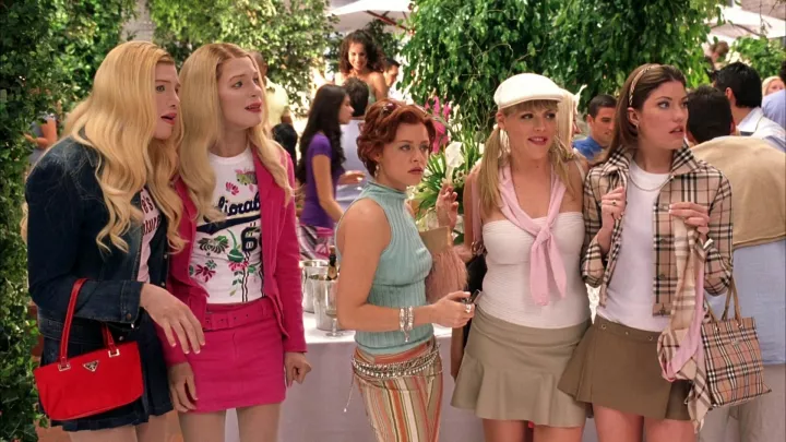 White Chicks: Clothes, Outfits, Brands, Style and Looks | Spotern