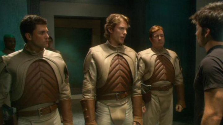 Discover outfits and fashion from season 3 on Stargate Atlantis