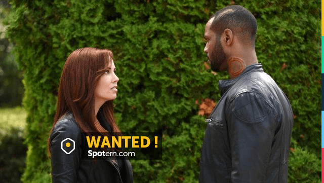 The leather jacket Jocelyne Fray (Maxim Roy) in Shadowhunters S01E06 ...
