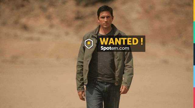 La veste kaki du Prisonnier (Jim Caviezel) dans la série Le prisonnier ...