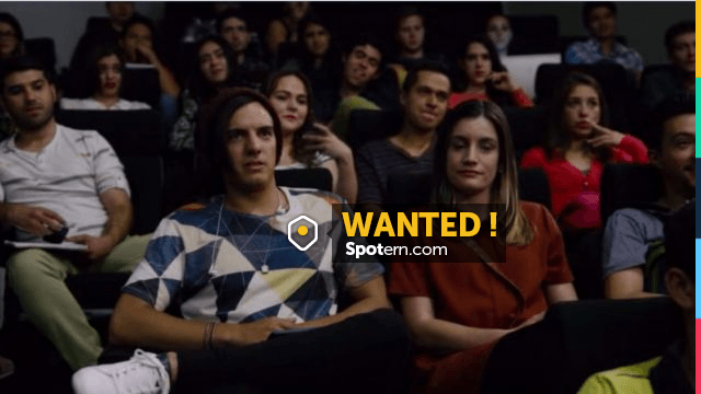 La camiseta gráfica de un alumno de Hernando en Sense8 S02E01 | Spotern