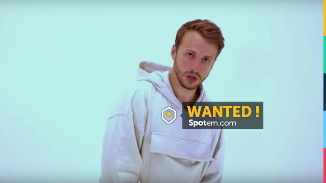 La sudadera con capucha blanca de Maxenss en el clip Magma de VSO | Spotern