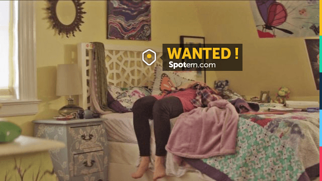 Le lit de Hannah Baker (Katherine Langford) dans 13 Reasons Why | Spotern