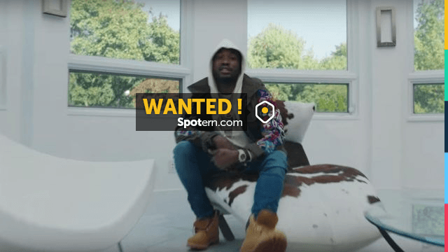 The military jacket with coat of arms on the sleeves of Meek Mill in ...