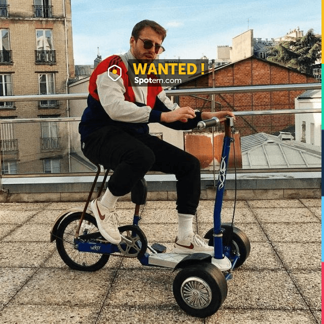 The tracksuit jacket tricolor worn by Maxenss on a post-Instagram | Spotern