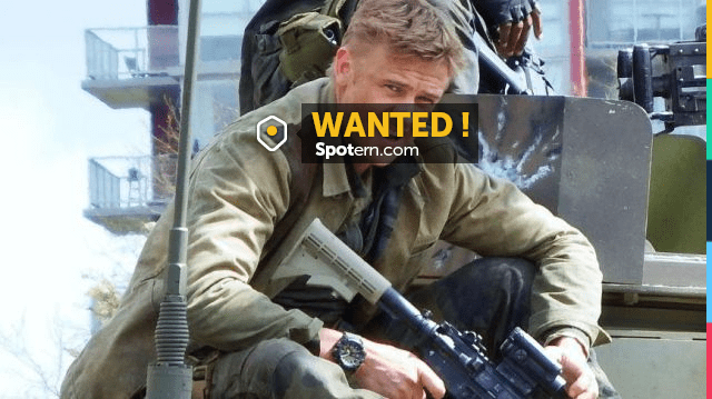 Jacket worn by Quinn McKenna (Boyd Holbrook) as seen in The Predator ...