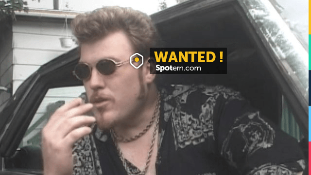 The sunglasses of Ricky (Robb Wells) in Trailer Park Boys S01E03 | Spotern