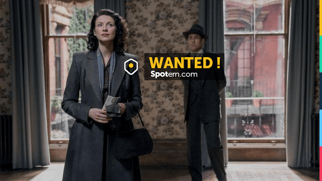 The cloak worn by Claire Randall (Caitriona Balfe) in Outlander S03E01 ...