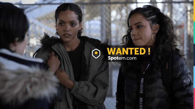 The short coat khaki with fur collar worn by Tabitha Foster (Quintessa ...