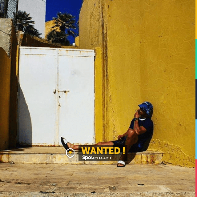 Tap the black worn by the rapper Maes on the account Instagram of @maes ...