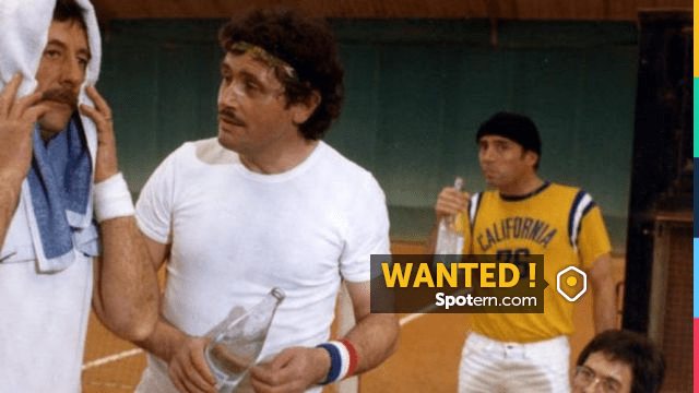 Le t-shirt jaune California de Daniel (Claude Brasseur) dans Un ...