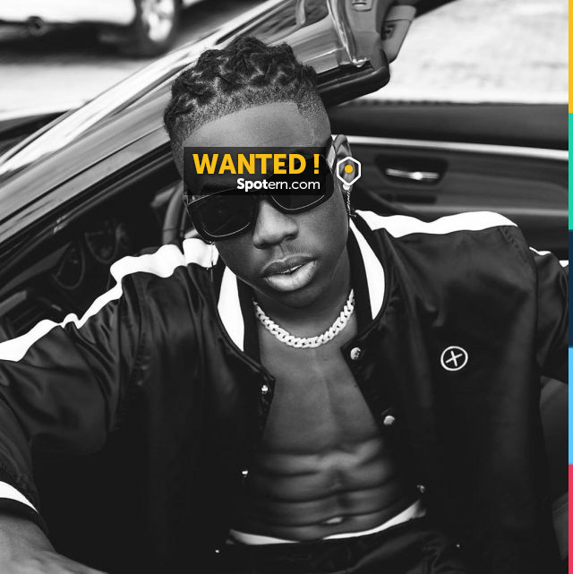 The sunglasses worn by REMA on his account Instagram @heisrema | Spotern