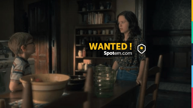 Floral Button-Down Blouse worn by Shirley Crain (Lulu Wilson) in The ...