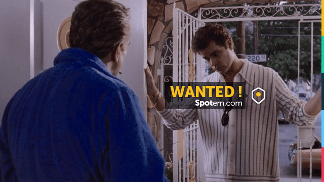 Oversize Shirt of Henry Hill (Ray Liotta) in GoodFellas | Spotern