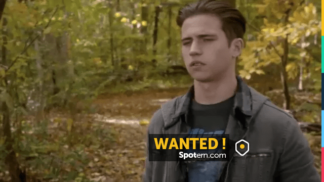 Gray hoodie worn by Robby Keene (Tanner Buchanan) in Cobra Kai TV ...