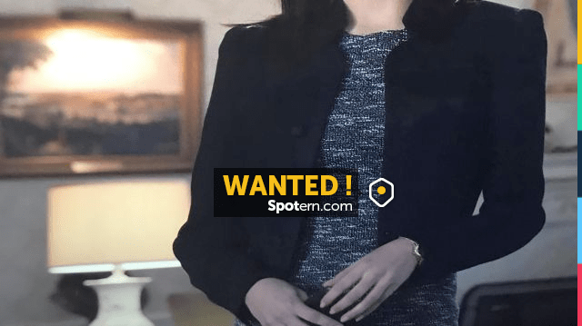 Robe grise de Emily Rhodes Italia Ricci dans la série Designated ...