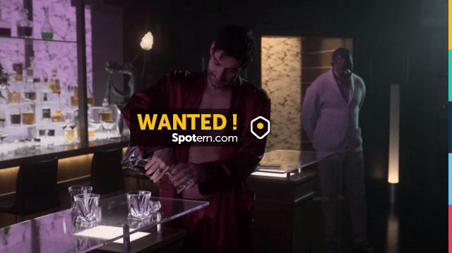 The red dressing gown worn by Lucifer Morningstar (Tom Ellis) in the ...