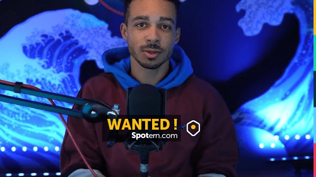 Le pull YOKO porté par Matsu dans la vidéo YouTube J’AI LOUÉ UNE VILLA À 1 MILLION (Au Costa ...