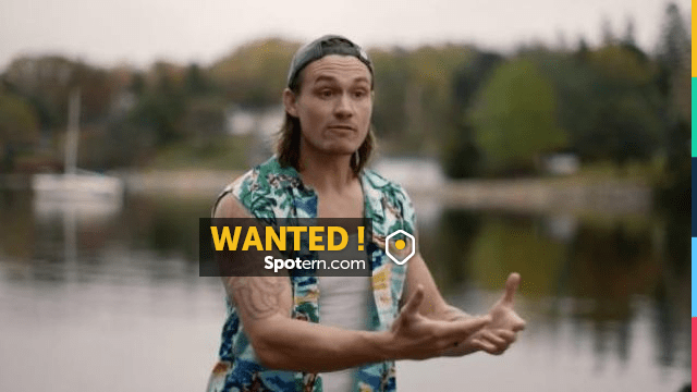 Printed Hawaiian floral sleeveless shirt worn by Ryan Finley-Cullen ...