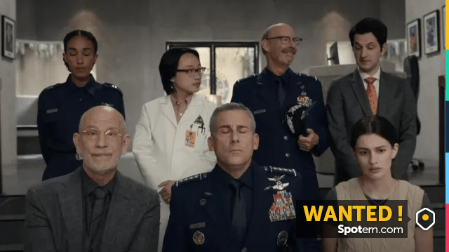 Cable Sleeveless sweater worn by Erin Naird (Diana Silvers) as seen in ...