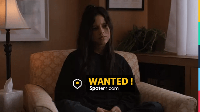 Black sweatshirt worn by Vada Cavell (Jenna Ortega) in The Fallout ...