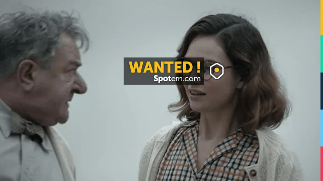 Tortoise Eyeglasses worn by Peggy Piggott (Lily James) as seen in The ...