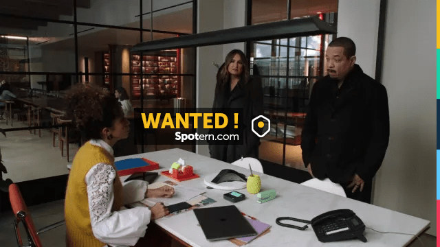 Trench Coat worn by Olivia Benson (Mariska Hargitay) as seen in Law ...