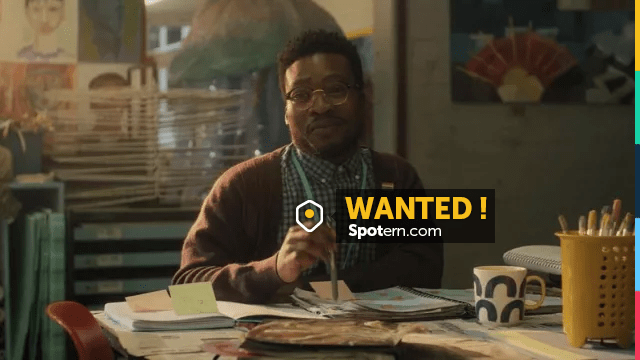 Plaid Shirt worn by Mr. Ajayi (Fisayo Akinade) as seen in Heartstopper ...