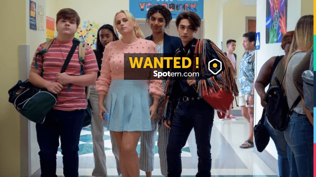 The multicolored fringed leather jacket worn by Yaz (Joshua Colley) in ...