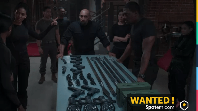 Nike sneakers worn by Tess (MK xyz) as seen in First Kill TV show ...