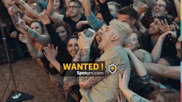 Button Up Shirt worn by Machine Gun Kelly in his I Think I'm OKAY music ...