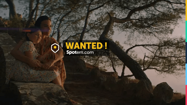 The floral dress worn by Yvonne Jacob (Élodie Bouchez) in the film Simone - Le voyage du siècle ...