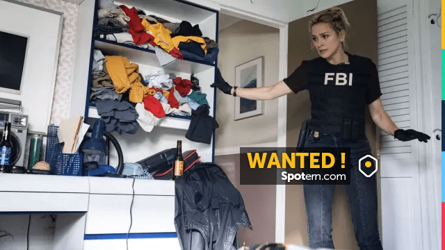 Denim pants worn by Special Agent Nina Chase (Shantel VanSanten) as ...