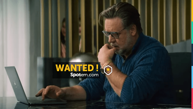 Gold watch worn by Jake (Russell Crowe) as seen in Poker Face movie ...