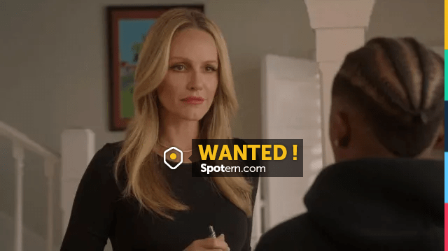 Gold Chain Necklace worn by Laura Fine-Baker (Monet Mazur) as seen in ...