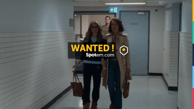 Gabardina usada por Tully Hart (Katherine Heigl) como se ve en Firefly ...