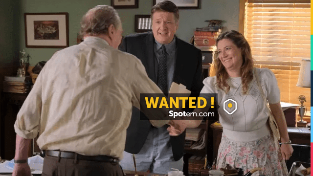 Sweater worn by Mary Cooper (Zoe Perry) as seen in Young Sheldon TV ...