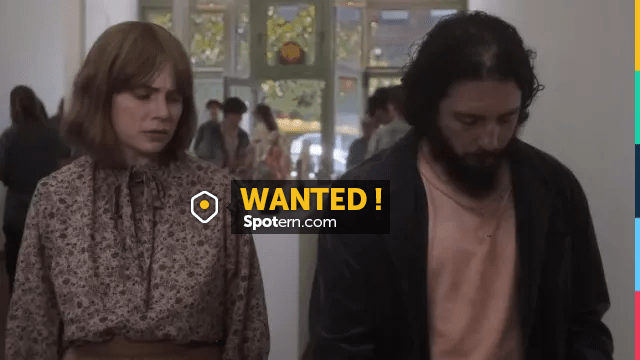 Floral blouse shirt worn by Lizzy (Michelle Williams) as seen in ...