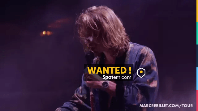 The bathrobe worn by Marc Rebillet in the video MARC PLAYS A FESTIVAL ...