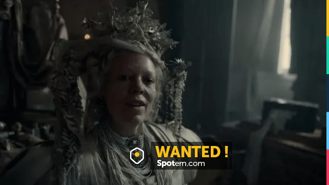 Necklace worn by Miss Havisham (Olivia Colman) in Great Expectations TV ...