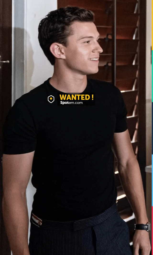 Fitting black shirt worn by Tom Holland on an Instagram picture | Spotern